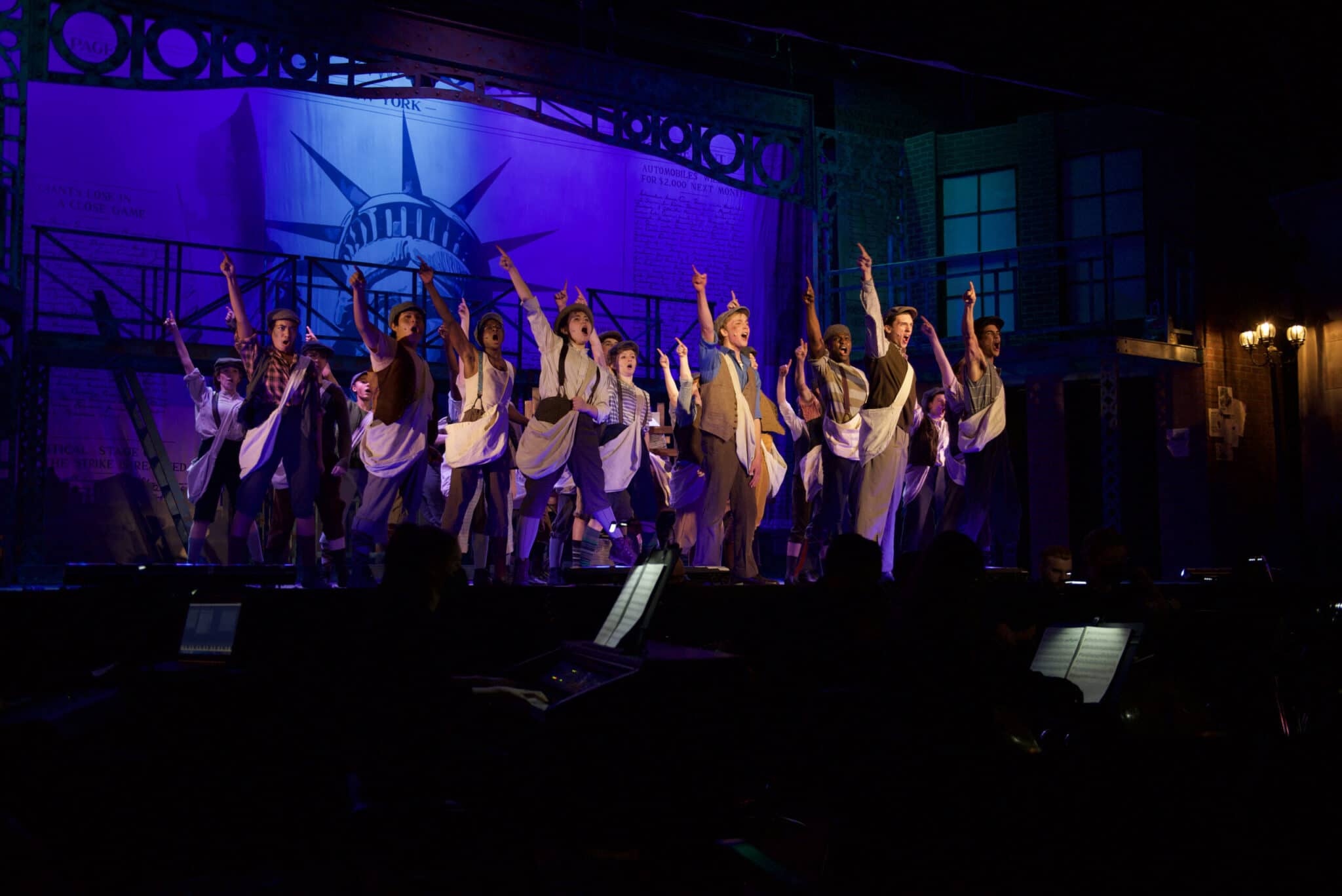 PHOTOS: 'Newsies' Is All the Fun That's Fit to Print (and Watch) - The ...