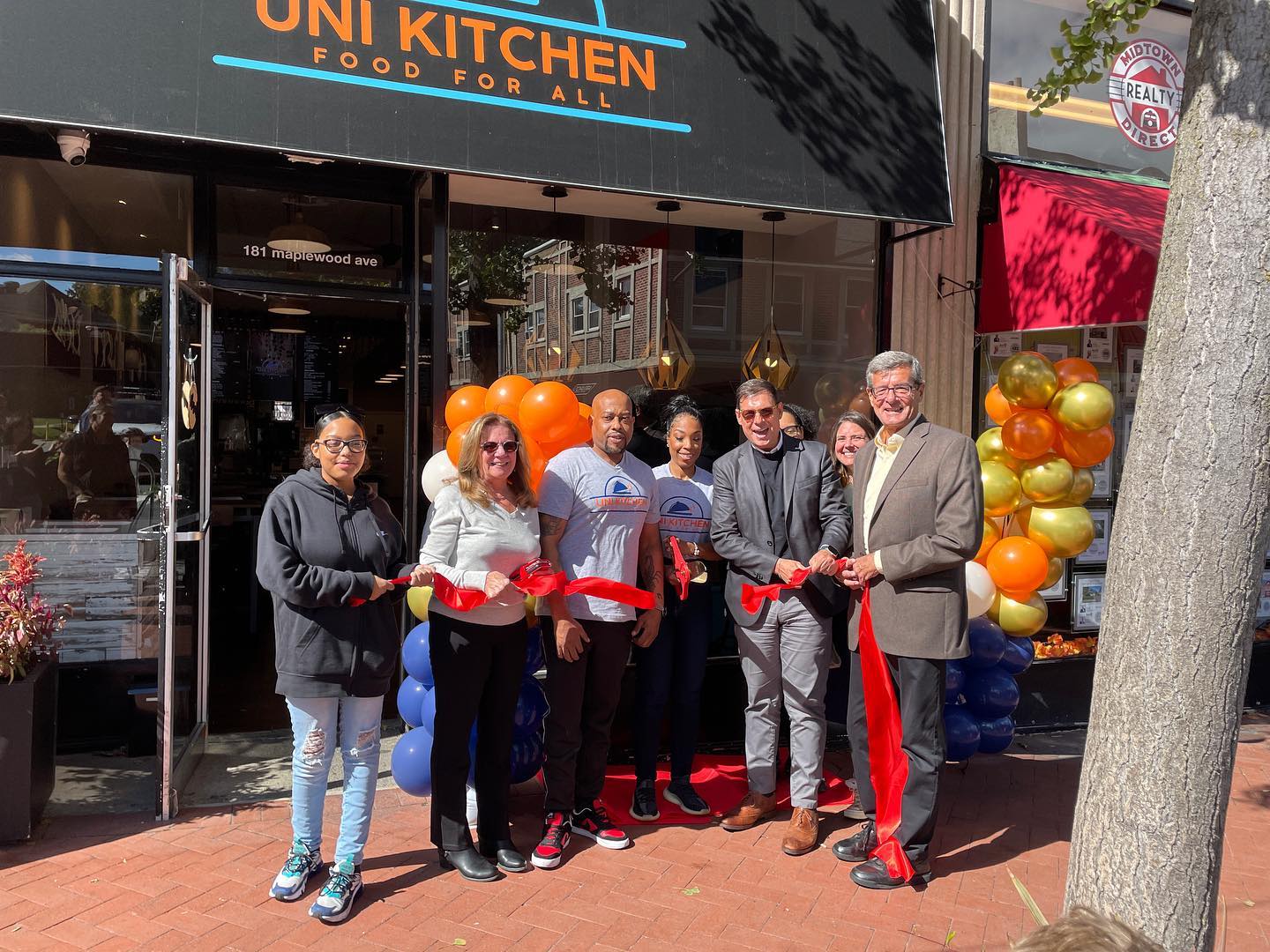 PHOTOS: Maplewood Village Celebrates Grand Openings for Uni Kitchen ...